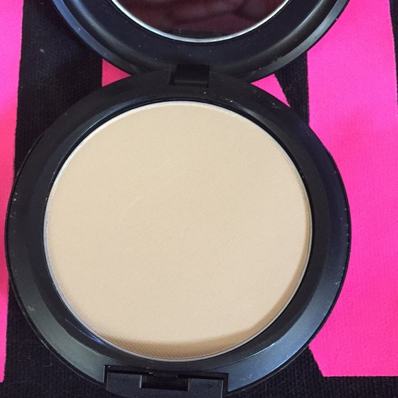 MAC Cosmetics | Makeup | Mac Studio Fix Powder Plus Foundation | Poshmark